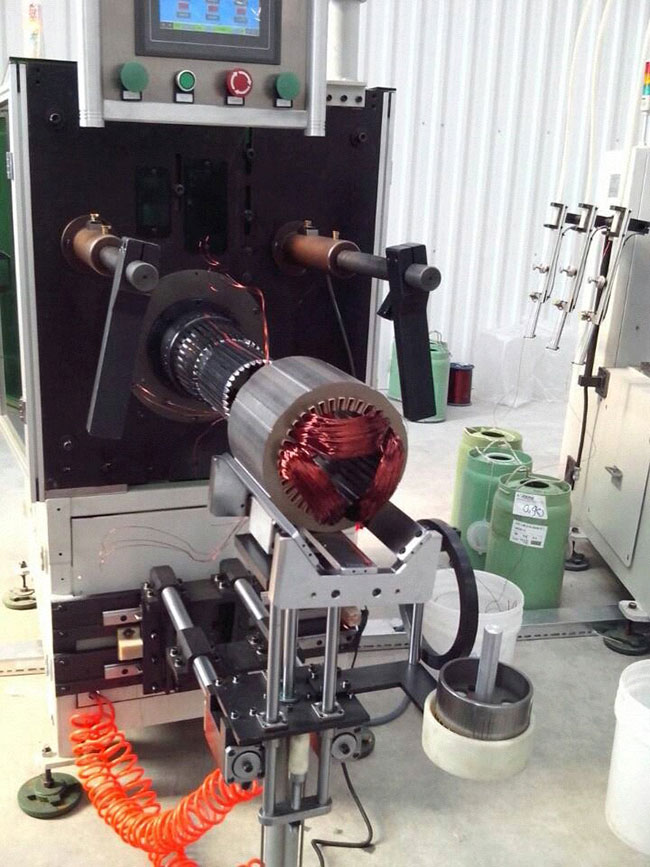 Fan Motor Stator Automatic Motor Winding Machine QX08 Model